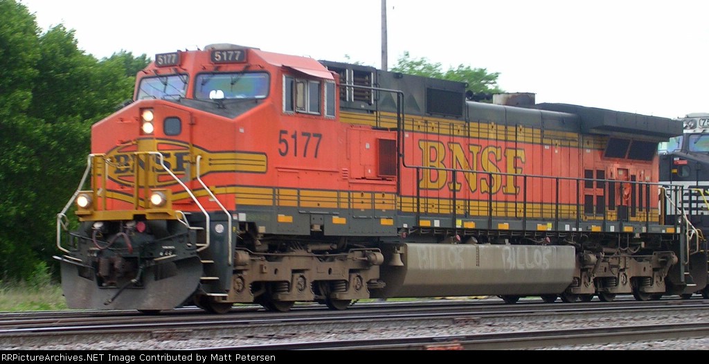BNSF 5177